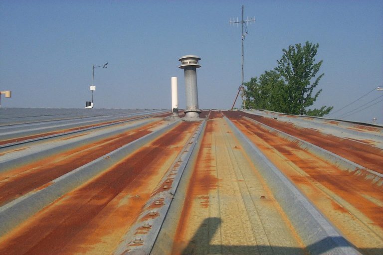 Metal Retrofit – Bloxsom Roofing & Siding